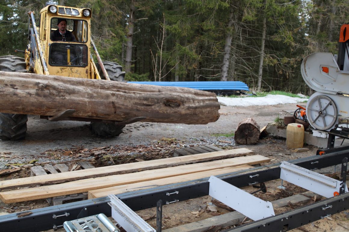 Logosol B1001 portable sawmill - NordicWoodJournal