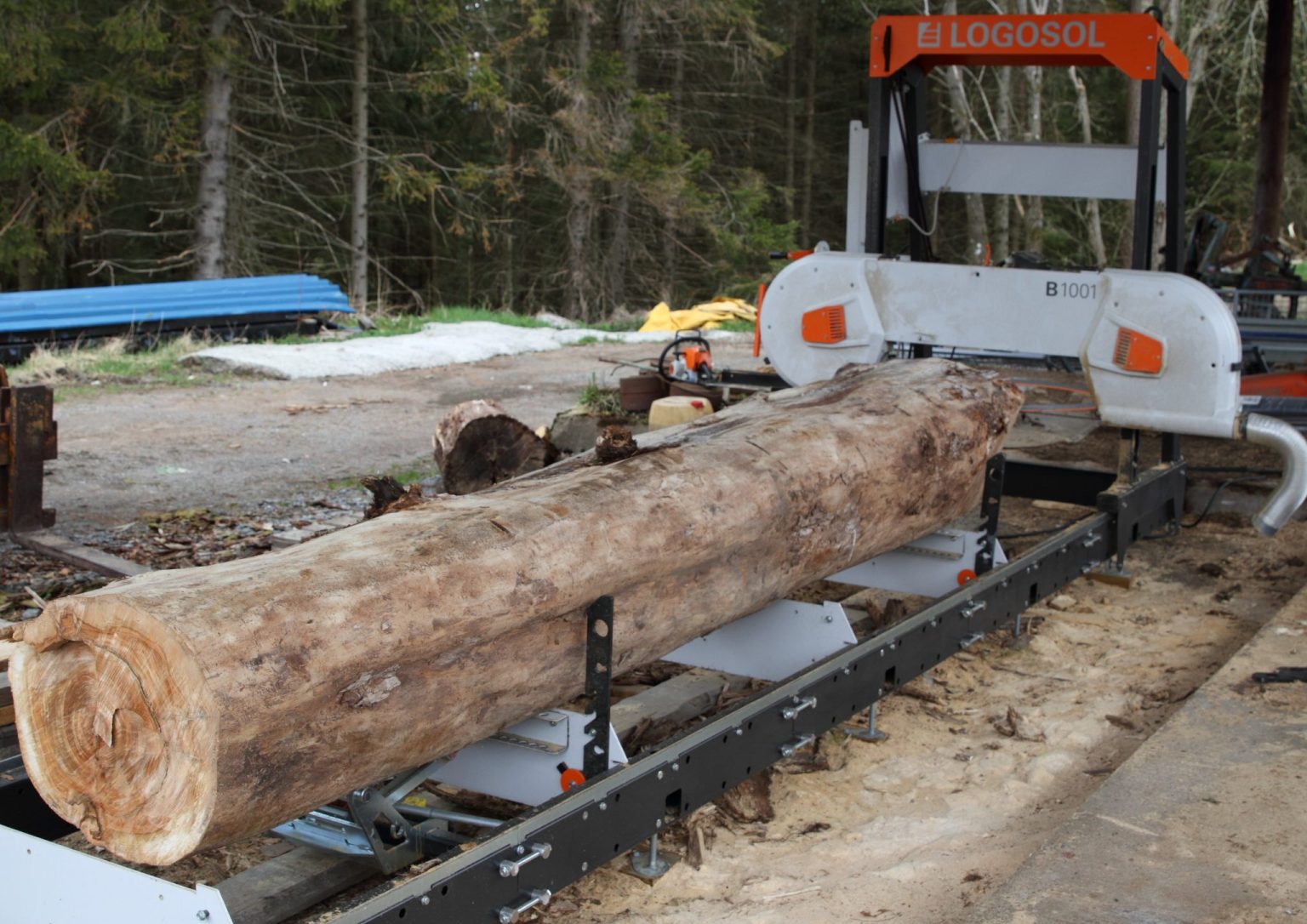Logosol B1001 portable sawmill - NordicWoodJournal