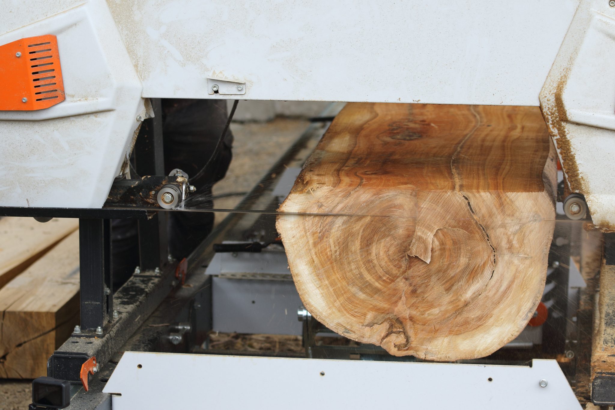 Logosol B1001 portable sawmill - NordicWoodJournal