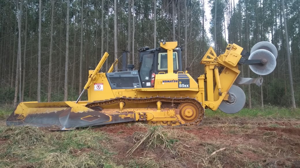 Komatsu D61EM Planter - NordicWoodJournal