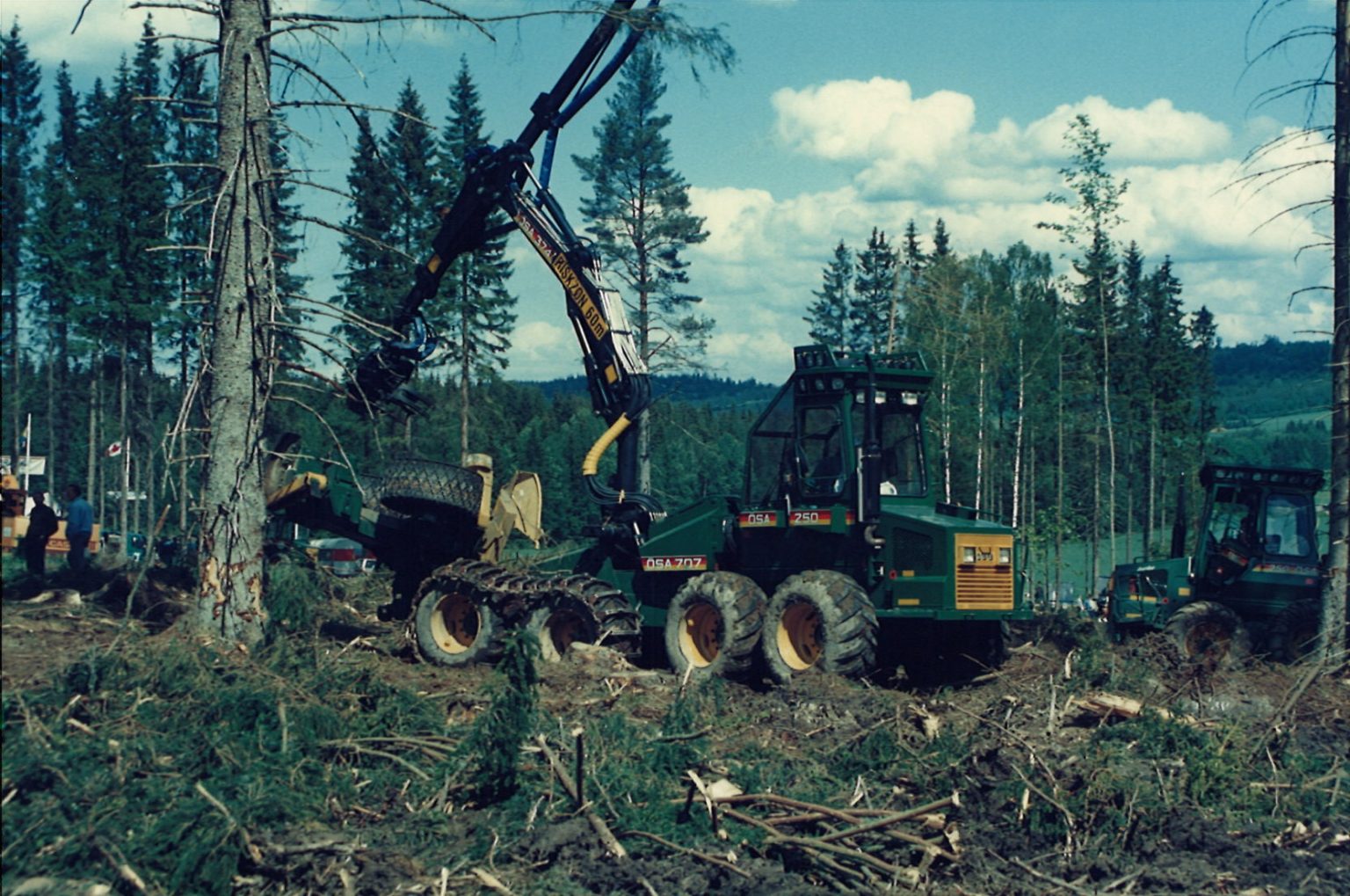 40 years of forestry and logging - NordicWoodJournal
