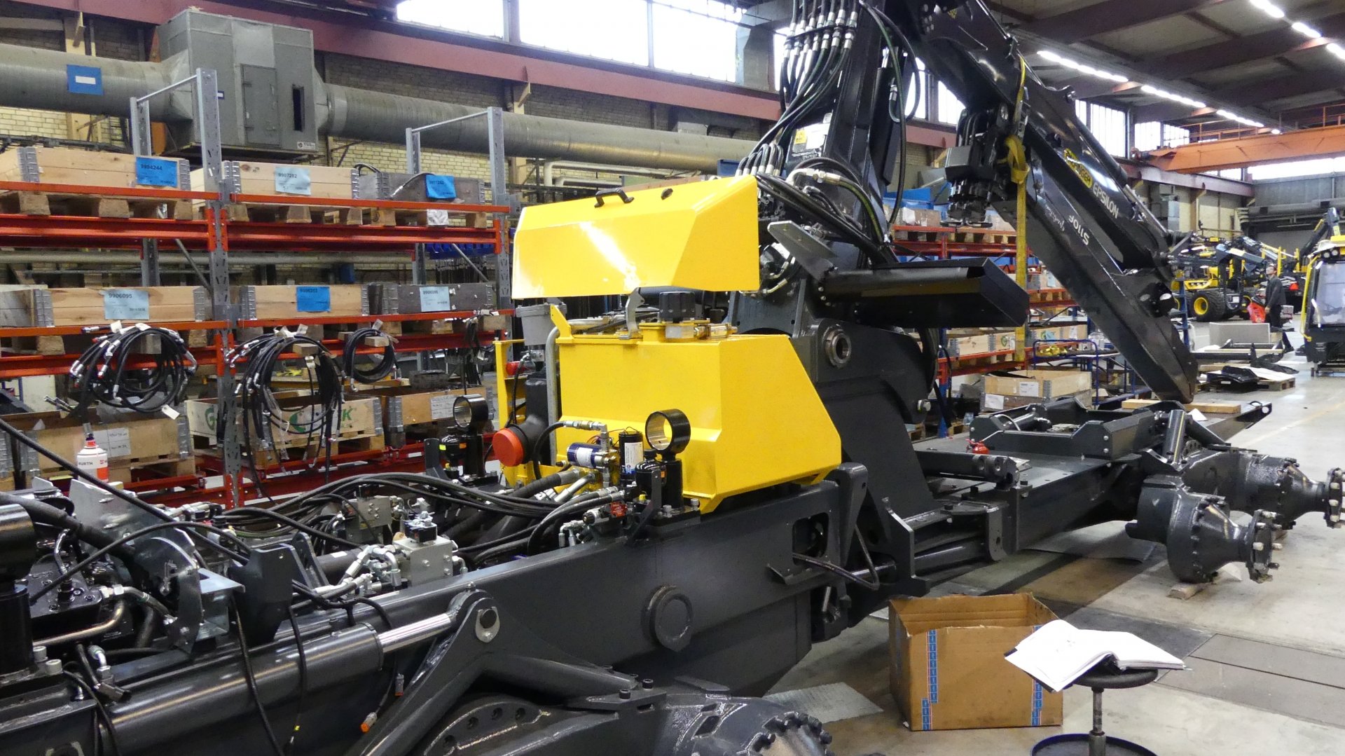 EcoLog 1250F – The first EcoLog-yellow Gremo in making - NordicWoodJournal