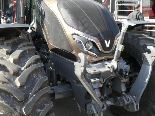 Komatsu D61EM Planter - NordicWoodJournal