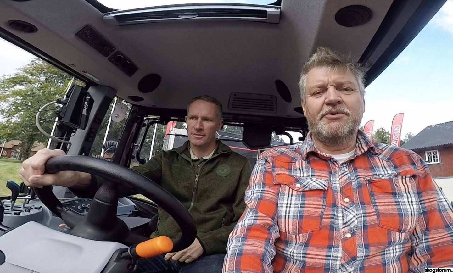 Valtra G-series – first ride with forestry adaption - NordicWoodJournal