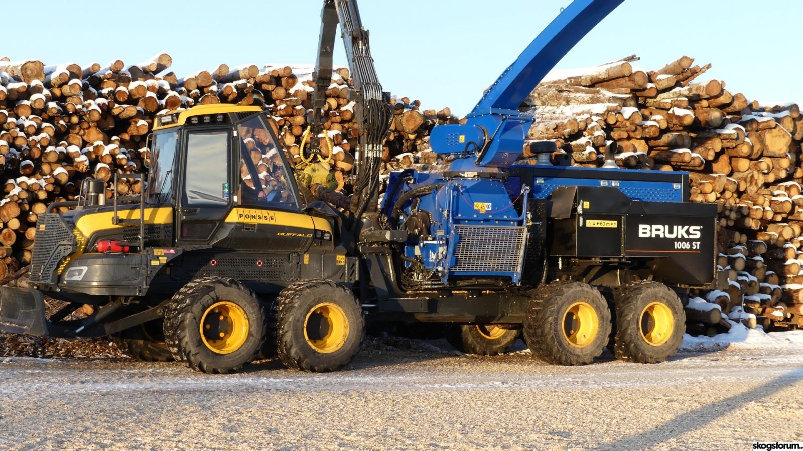 Bruks – mobile chippers demo - NordicWoodJournal