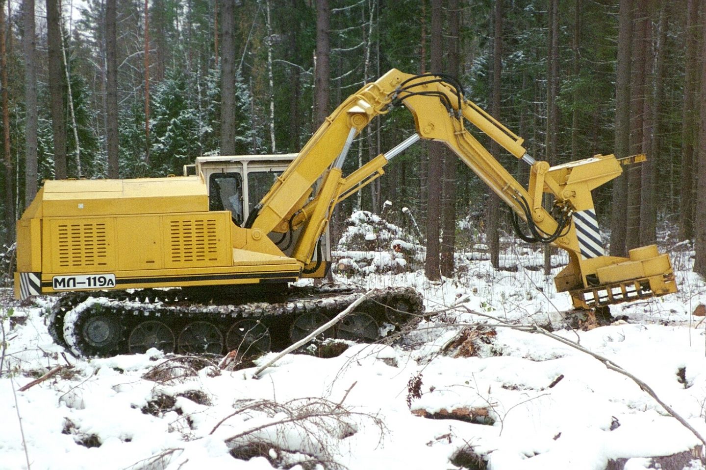 Strange forest machines - NordicWoodJournal