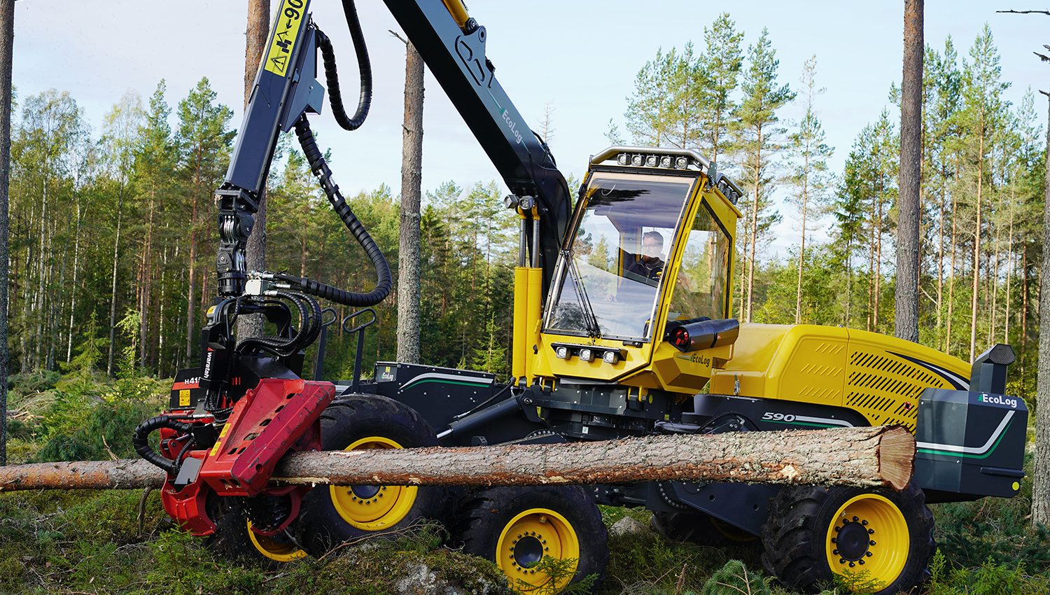 EcoLog updates the F-series harvesters - NordicWoodJournal