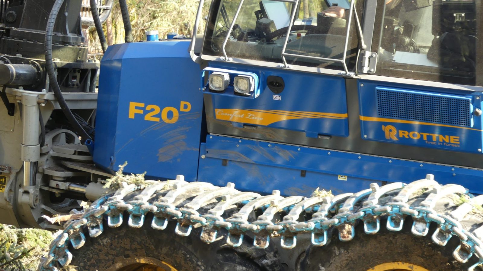 Rottne F20 - new full size forwarder (video) - NordicWoodJournal